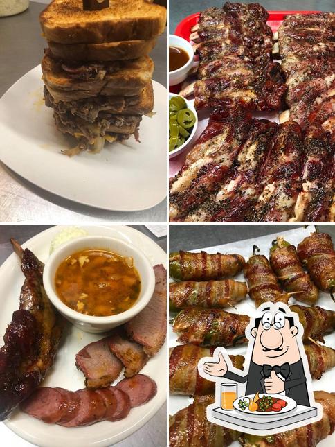 Johnny's BBQ in Zapata - Restaurant menu and reviews