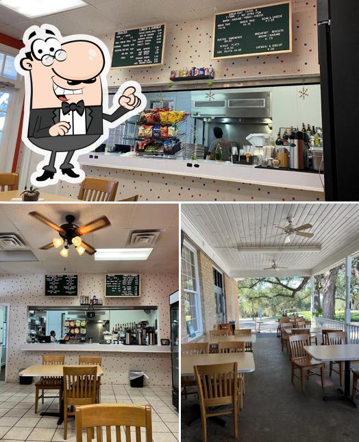 Cisco’s Muny Cafe in Austin - Restaurant menu and reviews