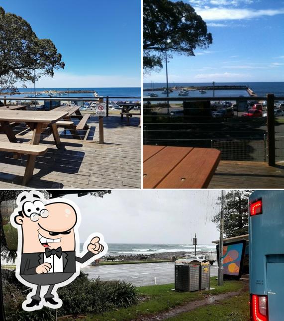 Ocean Beach Hotel in Shellharbour - Restaurant reviews