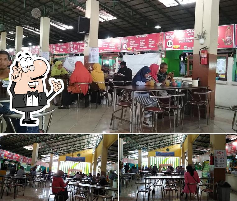 Pujasera Gayungsari cafeteria, Surabaya - Restaurant reviews