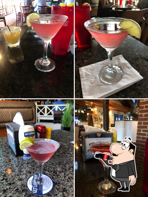 Lost Lagoon Wings and Grill, 2004 N Dixie Fwy in New Smyrna Beach ...