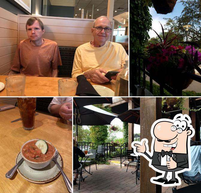 Good Earth in Edina - Restaurant menu and reviews