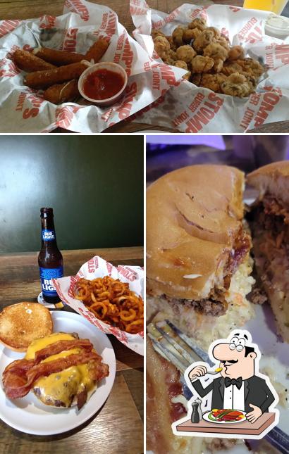 Stomp's Burger Joint in Bacliff - Restaurant menu and reviews