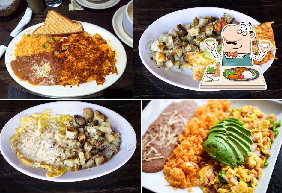 Cafe Con Leche, 2714 N Milwaukee Ave in Chicago - Restaurant menu and ...