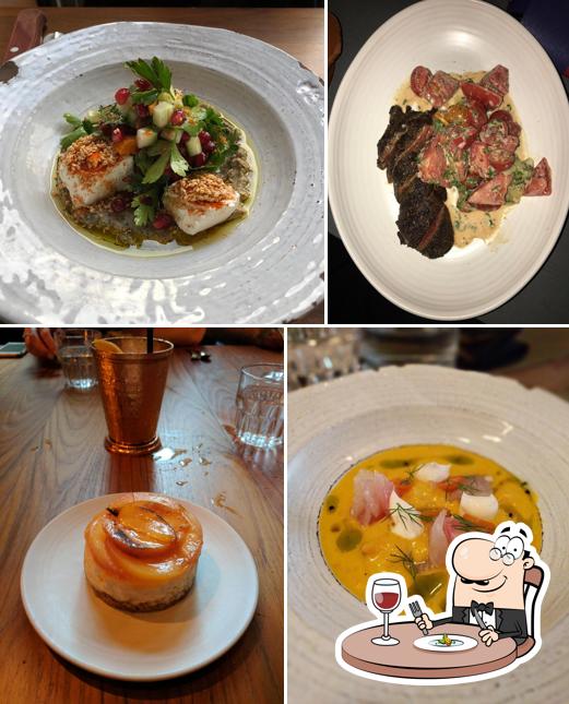 Foxy, 1638 Notre-Dame St W in Montreal - Restaurant reviews