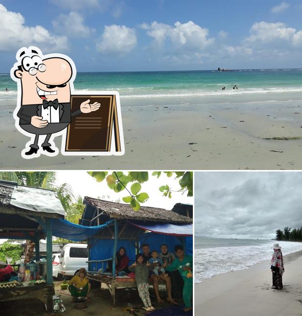 Pantai Trikora 3 cafe, Berakit - Restaurant reviews