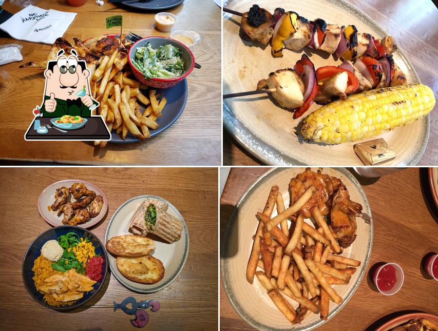 Nando's PERi-PERi, 117 E Lake St in Chicago - Restaurant menu and reviews