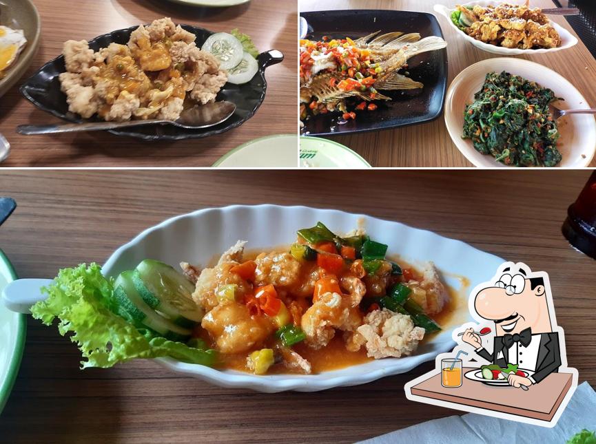 Restoran "Godong Salam" restaurant, Genuk, Jl. Diponegoro No.108 ...