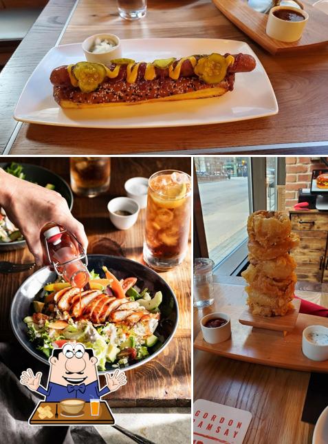 Gordon Ramsay Burger - Chicago, Chicago - Restaurant menu, prices and ...