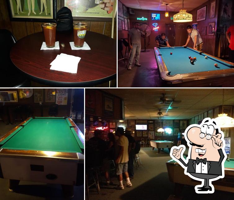 Showcase Sports Bar, Yuma - Restaurant menu, prices and reviews