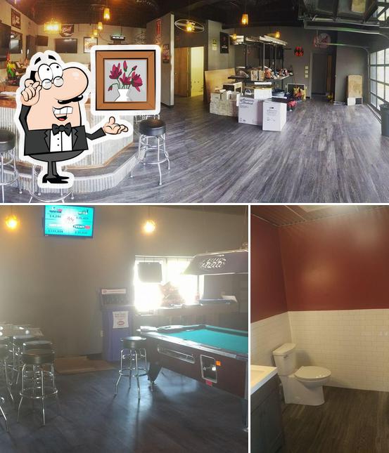 Rooster Room Bar & Lounge in Green - Restaurant reviews