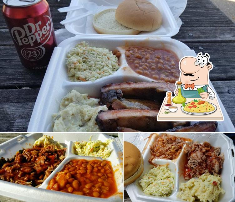 Helen's Bar BQ in Brownsville - Restaurant menu and reviews