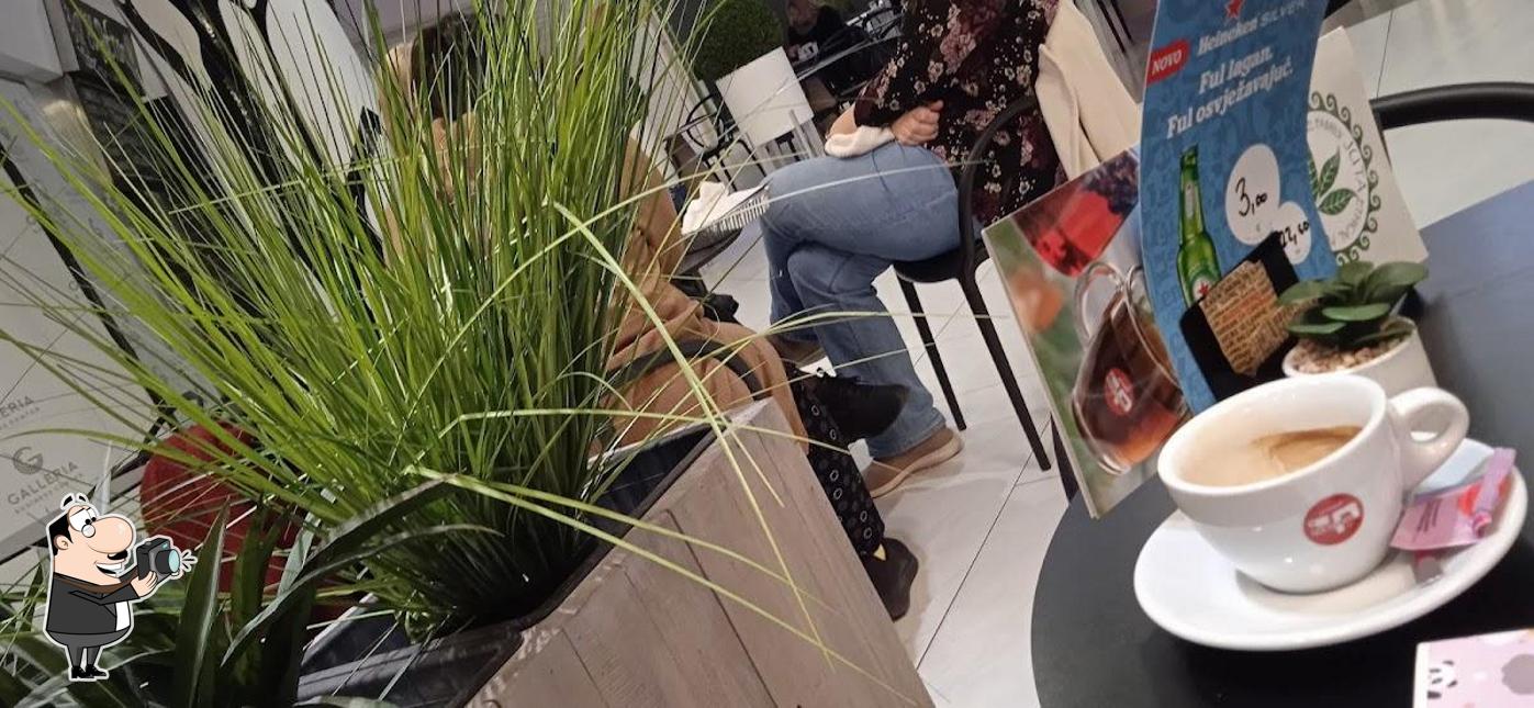 Paddock Bar, Zagreb - Restaurant reviews