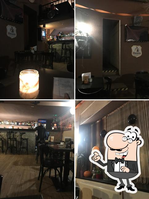 MOE'S BAR, Prague - Restaurant menu and reviews