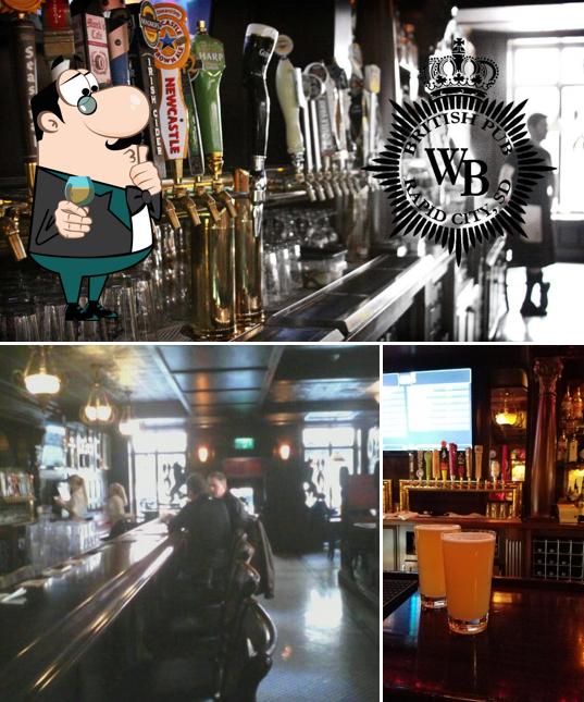 Wobbly Bobby, 510 Main St in Rapid City - Restaurant menu and reviews