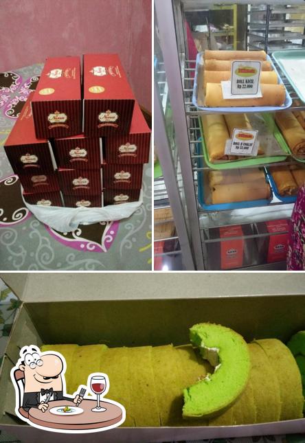 Nina Bakery & Donuts, Sidoarjo - Restaurant menu, prices and reviews