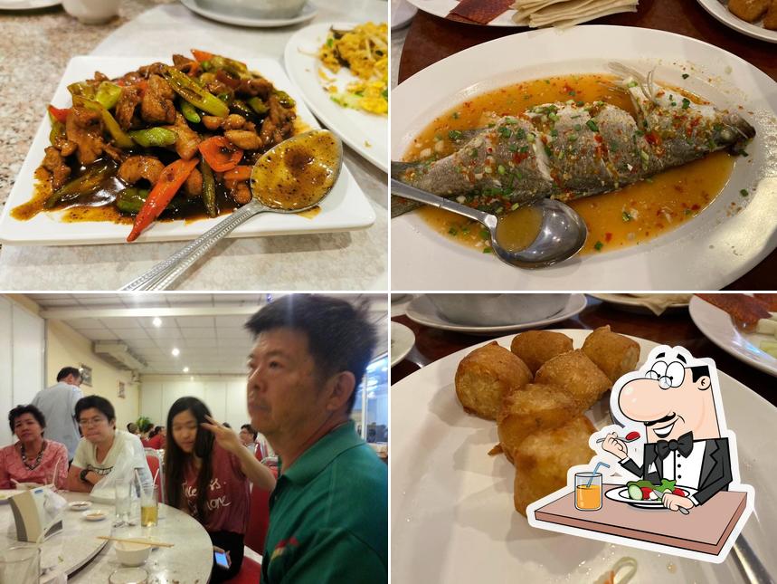Ramruay Pochana Rama 3, Bangkok - Restaurant menu, prices and reviews