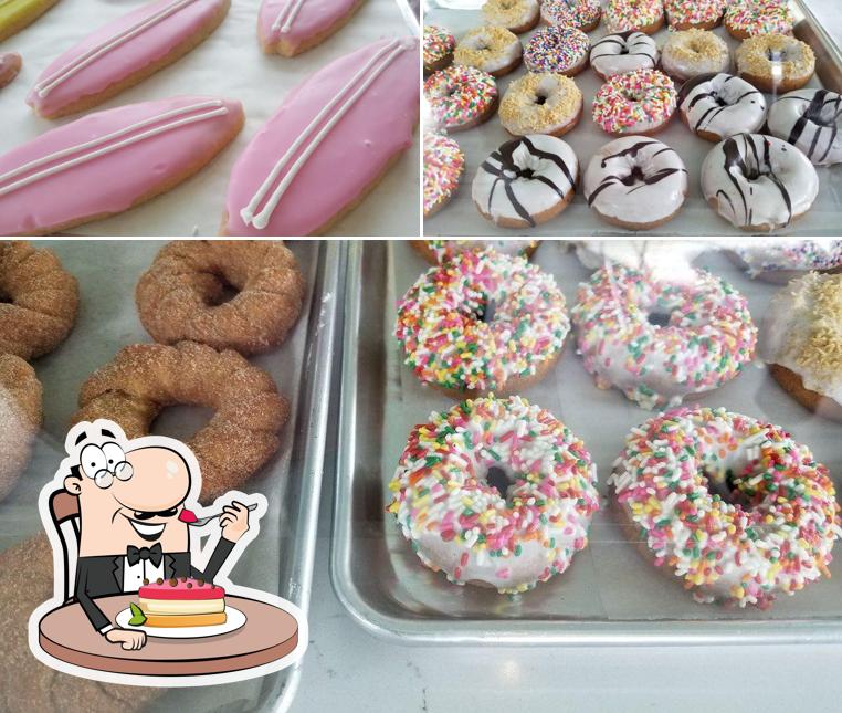 Redondough, Redondo Beach - Restaurant menu, prices and reviews