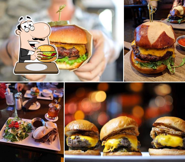 Fado Irish Pub, Chicago, Grand - Restaurant menu, prices and reviews