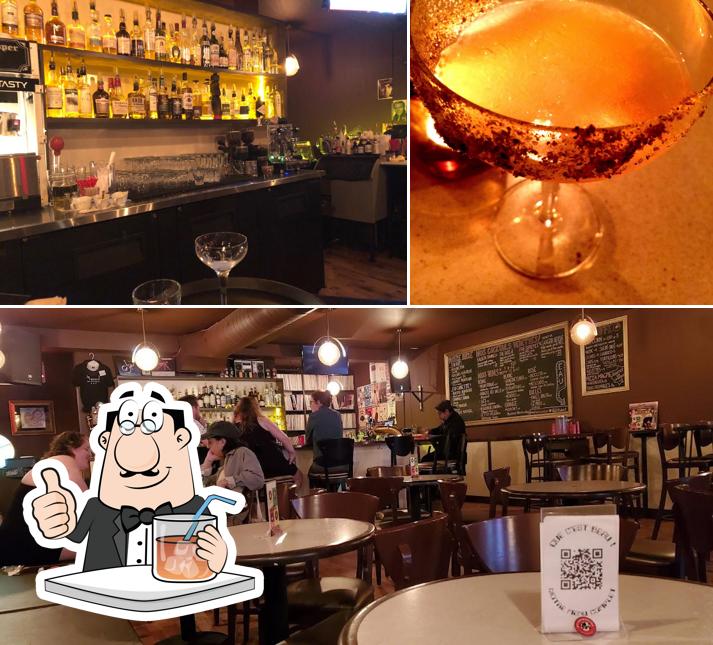 Bar Le Record in Montréal - Restaurant reviews