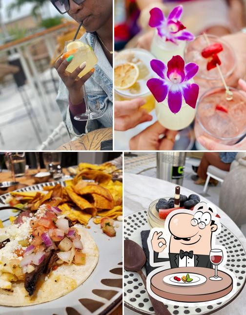 Sal Y Mar in Tampa - Restaurant menu and reviews