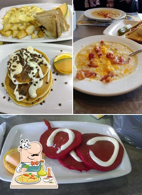 Eggsmart, 7333 Woodbine Ave in Markham - Restaurant menu and reviews