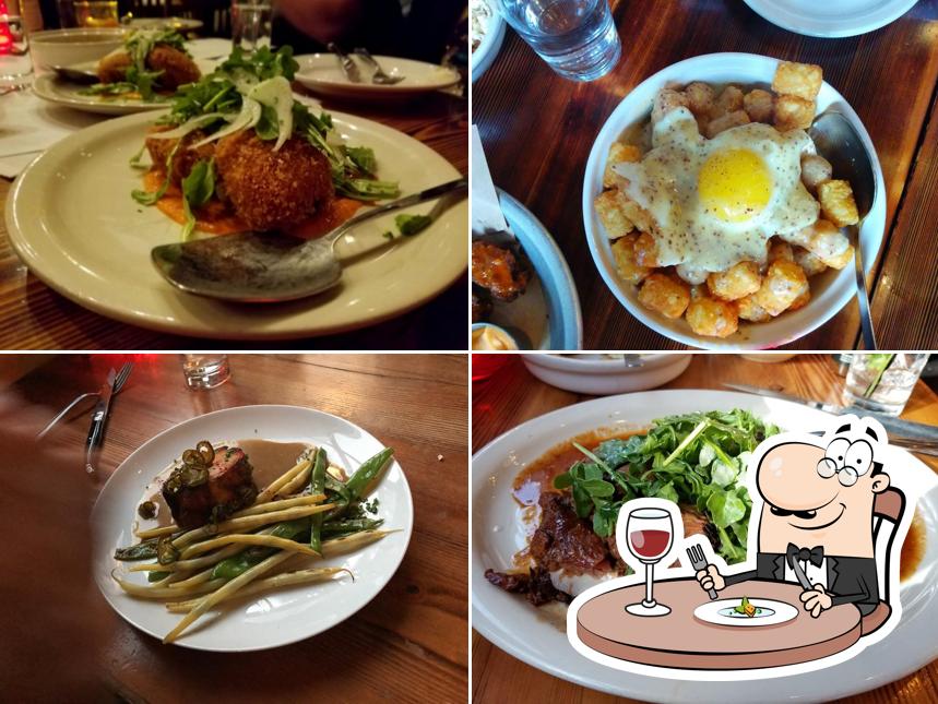 Top 50 restaurants with tater tots in USA, july 2025 - Restaurant Guru