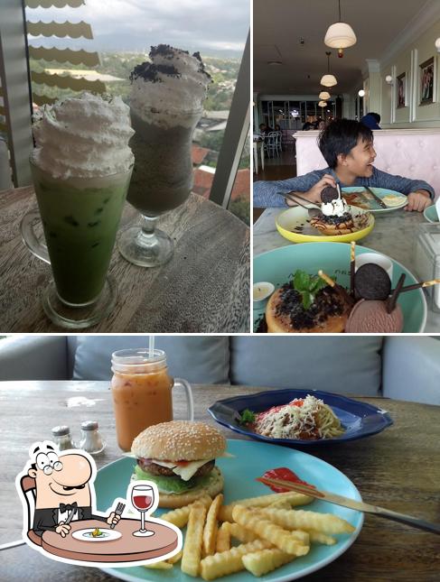 Giggle Box, Bogor - Restaurant menu, prices and reviews