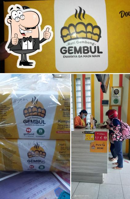 Roti Gembong Gembul, Surabaya - Restaurant reviews