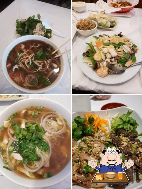 King Crawfish & Noodle House, 7014 Fry Rd #104 in Cypress - Restaurant ...