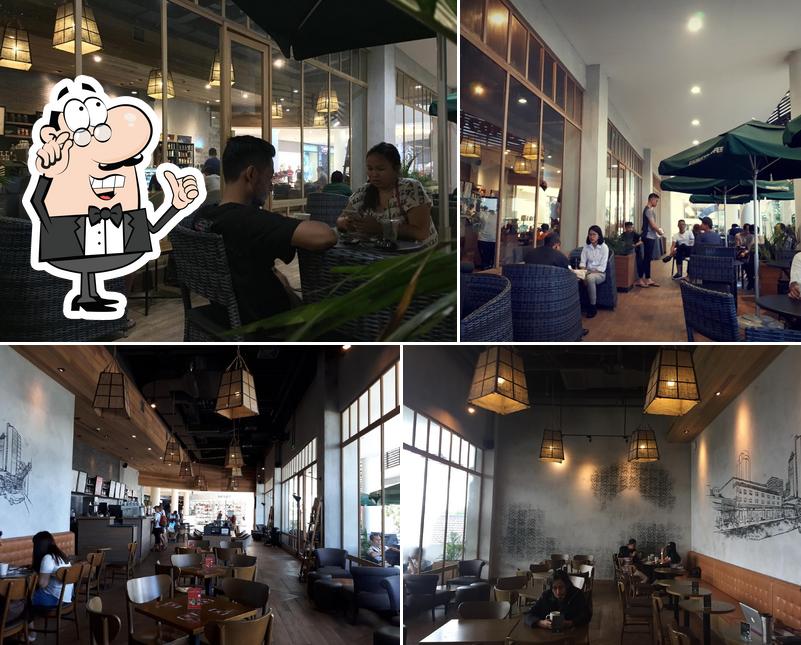 Starbucks Epicentrum, Mataram, C443+8R2 - Restaurant reviews