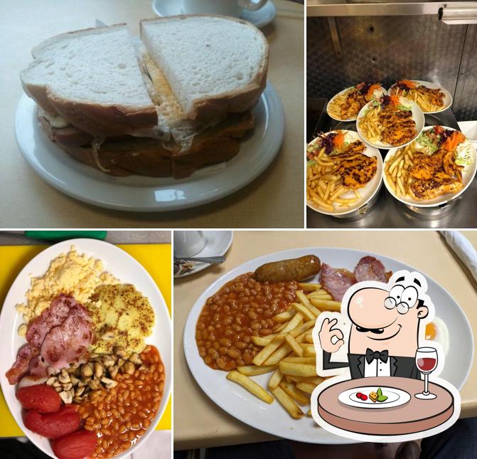 Old Pop Inn Cafe, 22 Brighton Rd in Redhill - Restaurant reviews