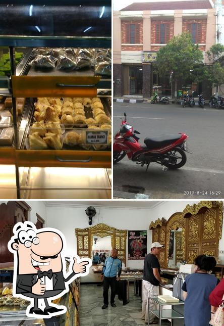 Purimas 3 Cake & Bakery, Tegal - Opiniones del restaurante