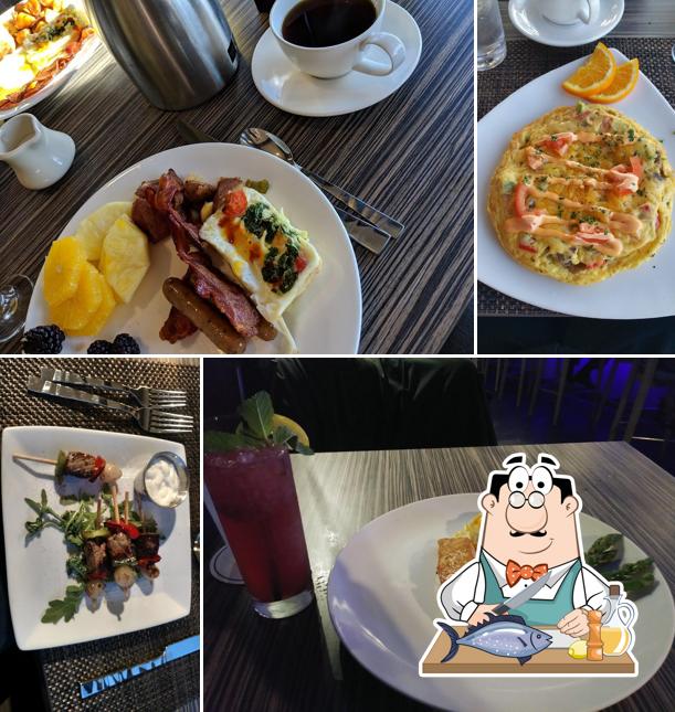 VUE Bar + Restaurant, Long Beach - Restaurant menu, prices and reviews