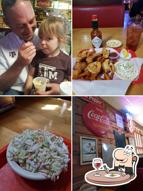 The Feed Barn, Bryan - Restaurant menu, prices and reviews