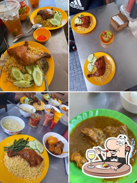 ADAM HALAL FOOD, Ho Chi Minh City - Restaurant menu, prices and reviews