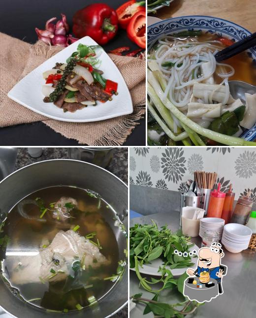 Restaurante Phở Trang, Ciudad Ho Chi Minh (Saigón), 391 Nguyễn Oanh ...