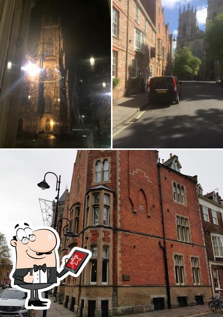 Dean Court Hotel, York - Restaurant menu, prices and reviews