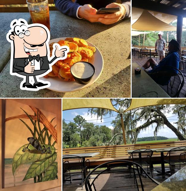 Foolish Frog in Saint Helena Island - Restaurant menu and reviews