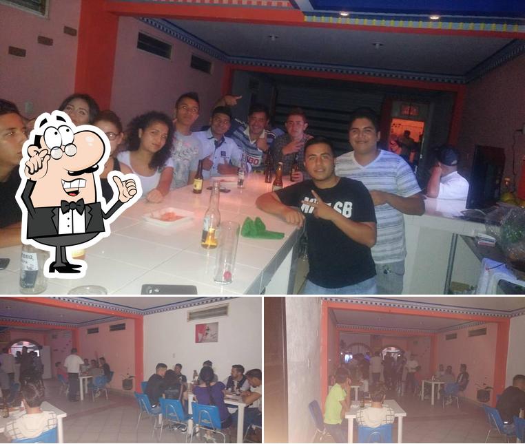 Stardust Bar & Coffe, Santa Ana Maya