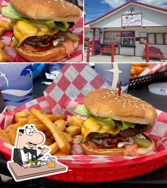 Dari Delite, 961 E High St in Hicksville - Restaurant menu and reviews