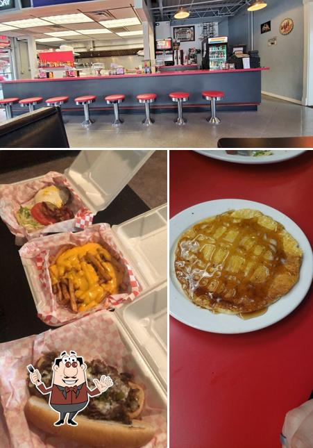 Burger Girl Diner in Louisville - Restaurant menu and reviews