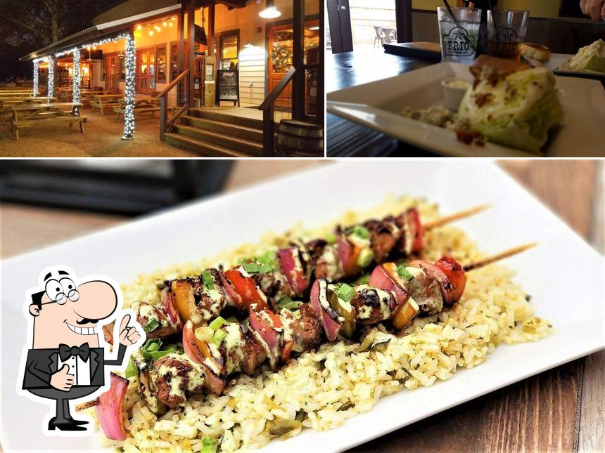 The Frio - Hill Country Grill & The Barn, Cypress - Opiniones del ...