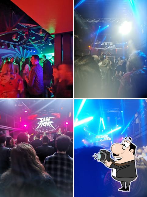 Decades nightclub, Torquay - Restaurant menu, prices and reviews