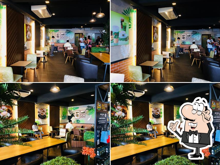 Café Amazon-Motorway Outbound, Bang Pakong - Restaurant reviews