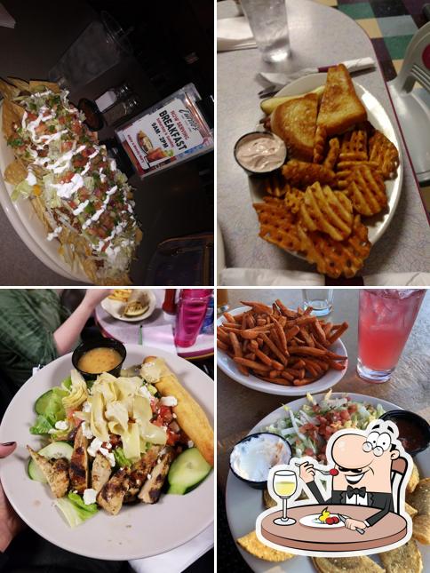 Tuttle's Eat Bowl Play, Hopkins - Restaurant menu, prices and reviews