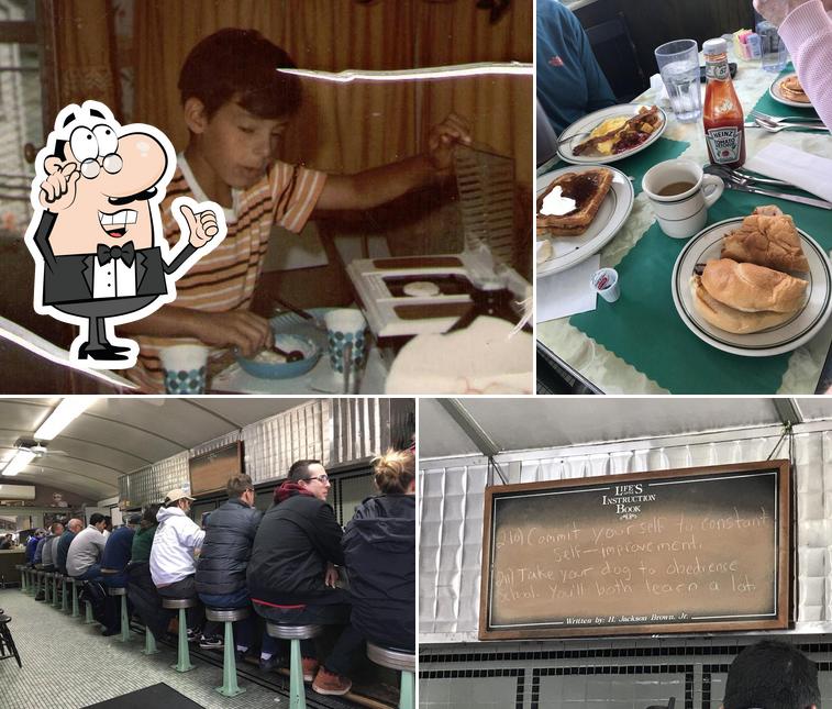 Quaker Diner in West Hartford - Restaurant menu and reviews