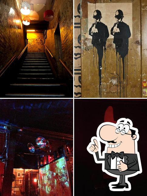 Revolver Upstairs in Prahran - Restaurant menu and reviews