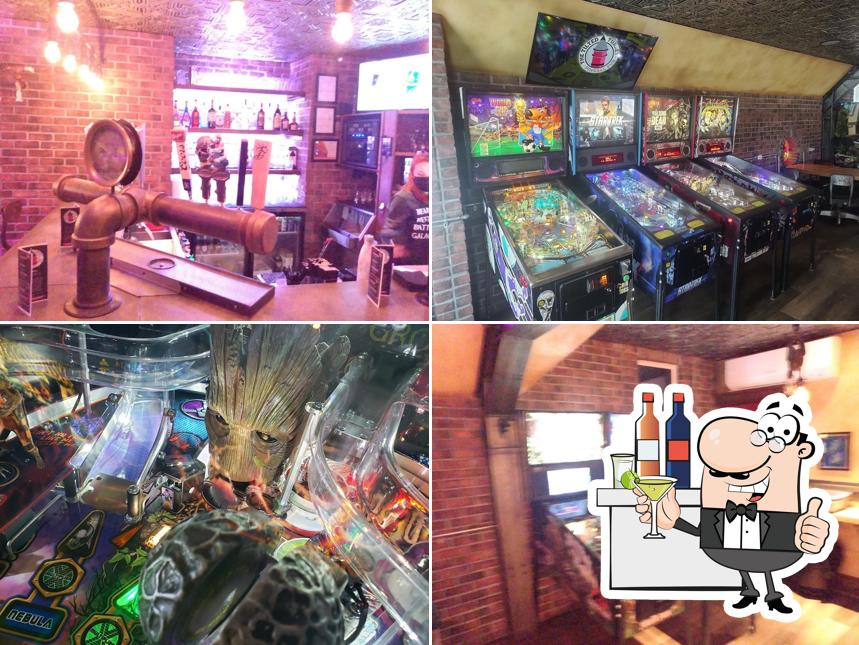 The Tilted Turret Pinball Pub in Thunder Bay - Restaurant menu and reviews