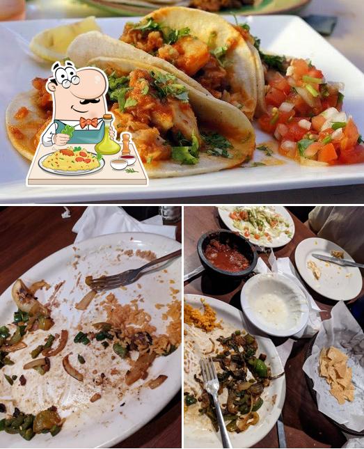 El Saltillo Mexican Restaurant, 920 Cedar Lake Rd E1 Cedar, Popps Plaza ...